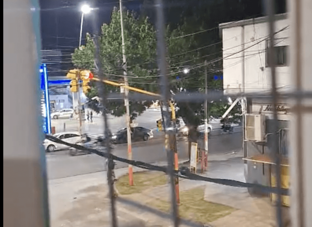 Labuenainfo | La Plata: nueva caravana de motos generó caos, ruidos ...